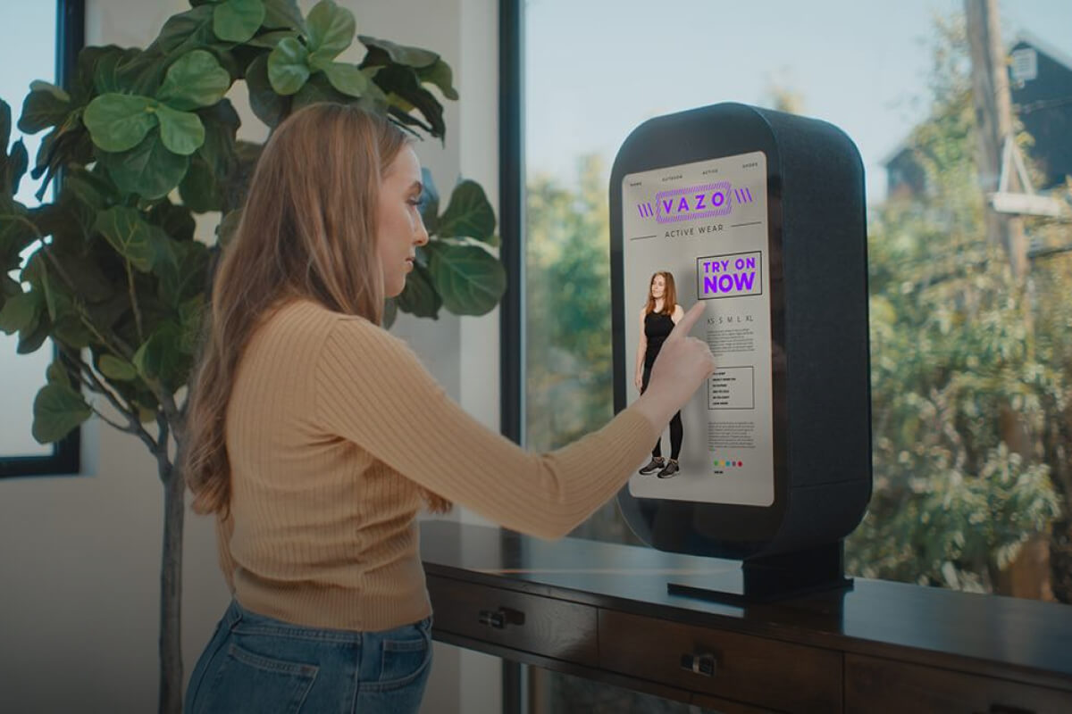 Interactive Retail Kiosks - Proto Hologram